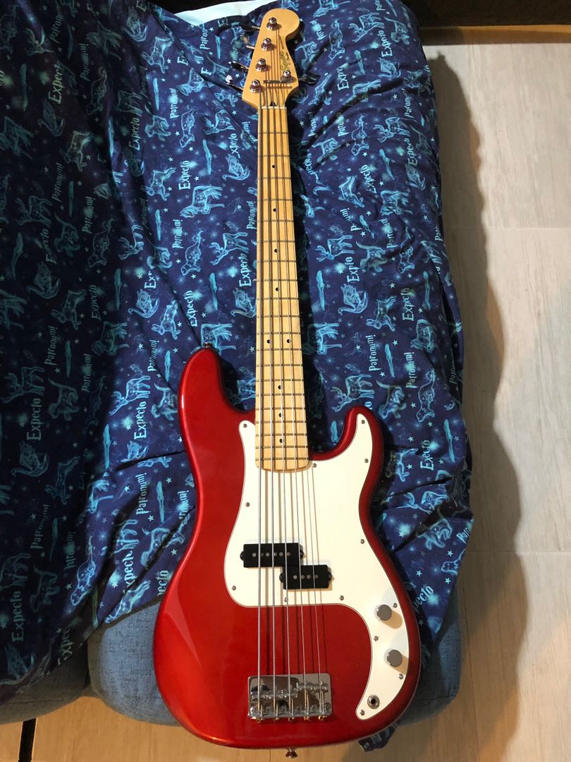 Squier Vintage Modified Precision V 5 String Bass Guitar, Hobbies ...