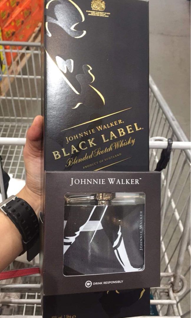 Johnnie Walker Black Label with FREE FLASK, Food & Drinks, Beverages on ...