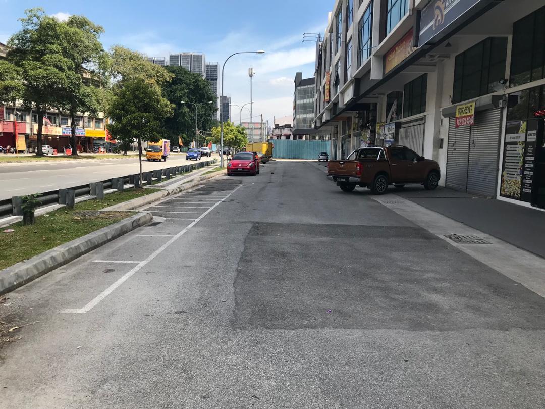 3 storey corner building jalan sentul, Property, Rentals on Carousell