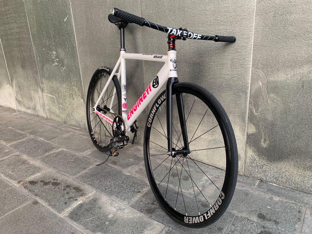 Engine 11 breaker, Sports Equipment, Bicycles & Parts, Bicycles on ...