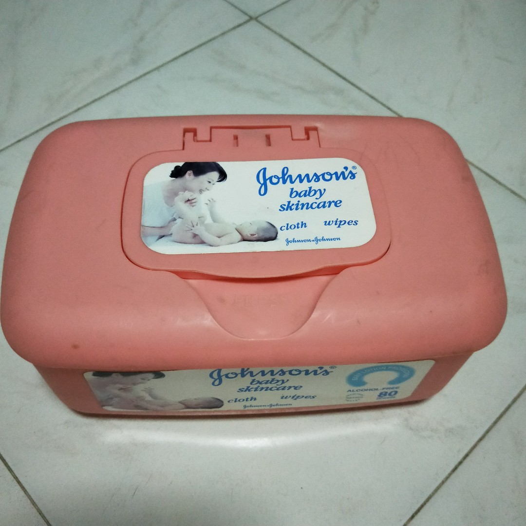 Johnson's Baby Wet Wipes Box, Everything Else on Carousell