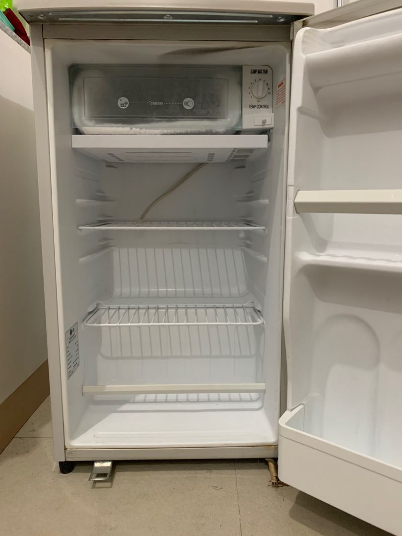 LG Refrigerator GC-131SVF, TV & Home Appliances, Kitchen Appliances ...