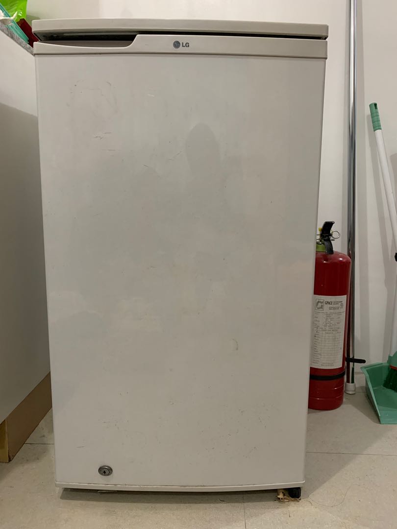 LG Refrigerator GC-131SVF, TV & Home Appliances, Kitchen Appliances ...