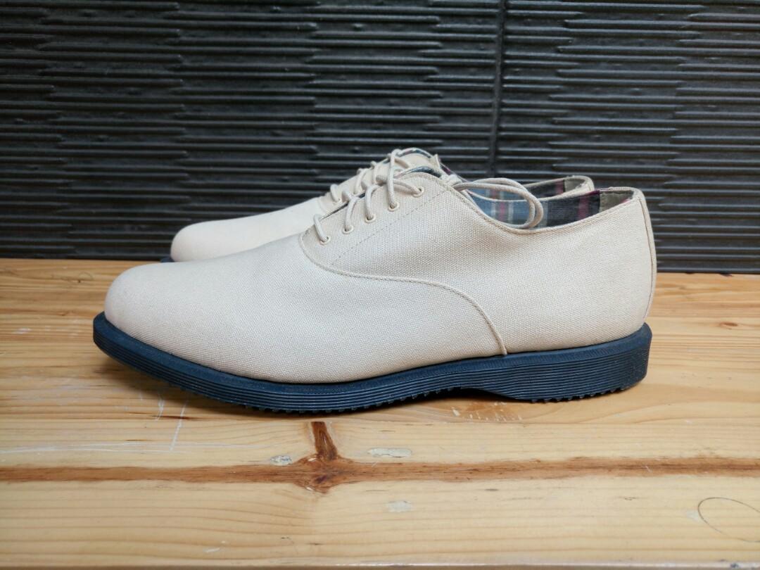 45 - Sepatu dr. Martens wildon AW005, Fesyen Pria, Sepatu , Sepatu Formal di Carousell