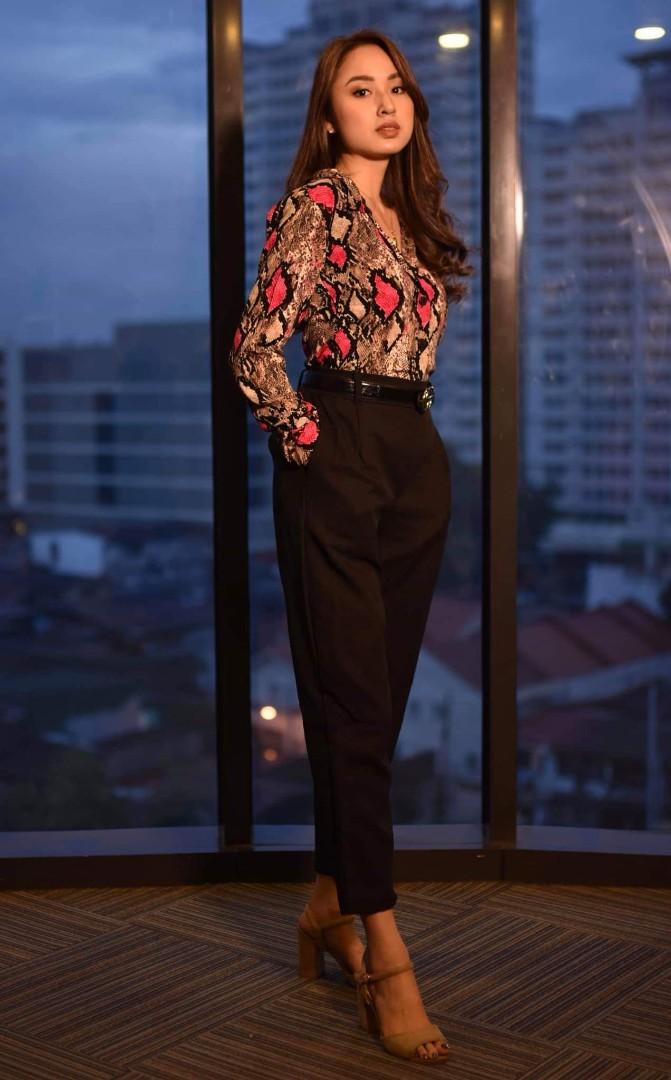Cindy Polo, Women's Fashion, Tops, Others Tops on Carousell