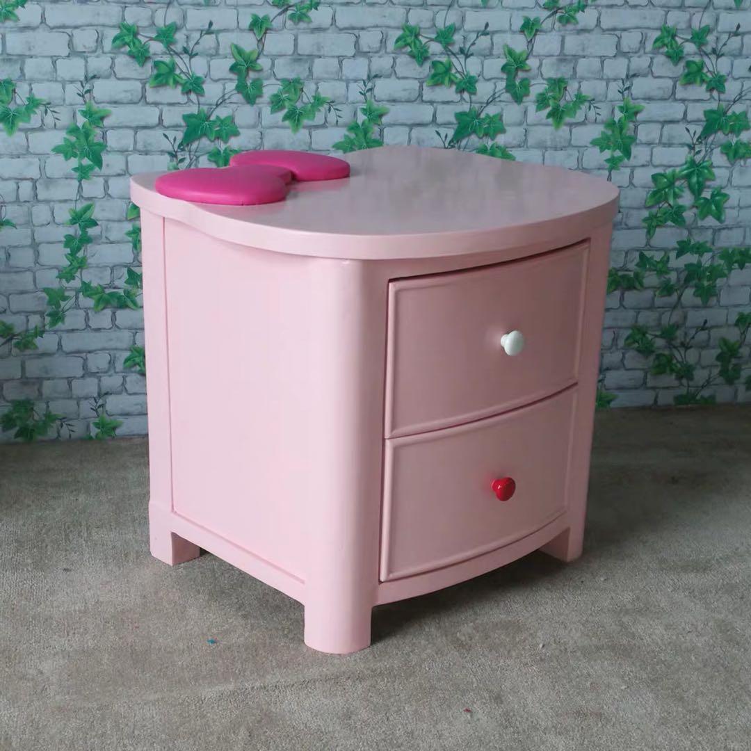Hello Kitty Side Table, Furniture & Home Living, Furniture, Tables ...