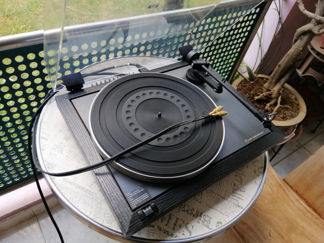 Linn Axis turntable, Audio, Other Audio Equipment on Carousell