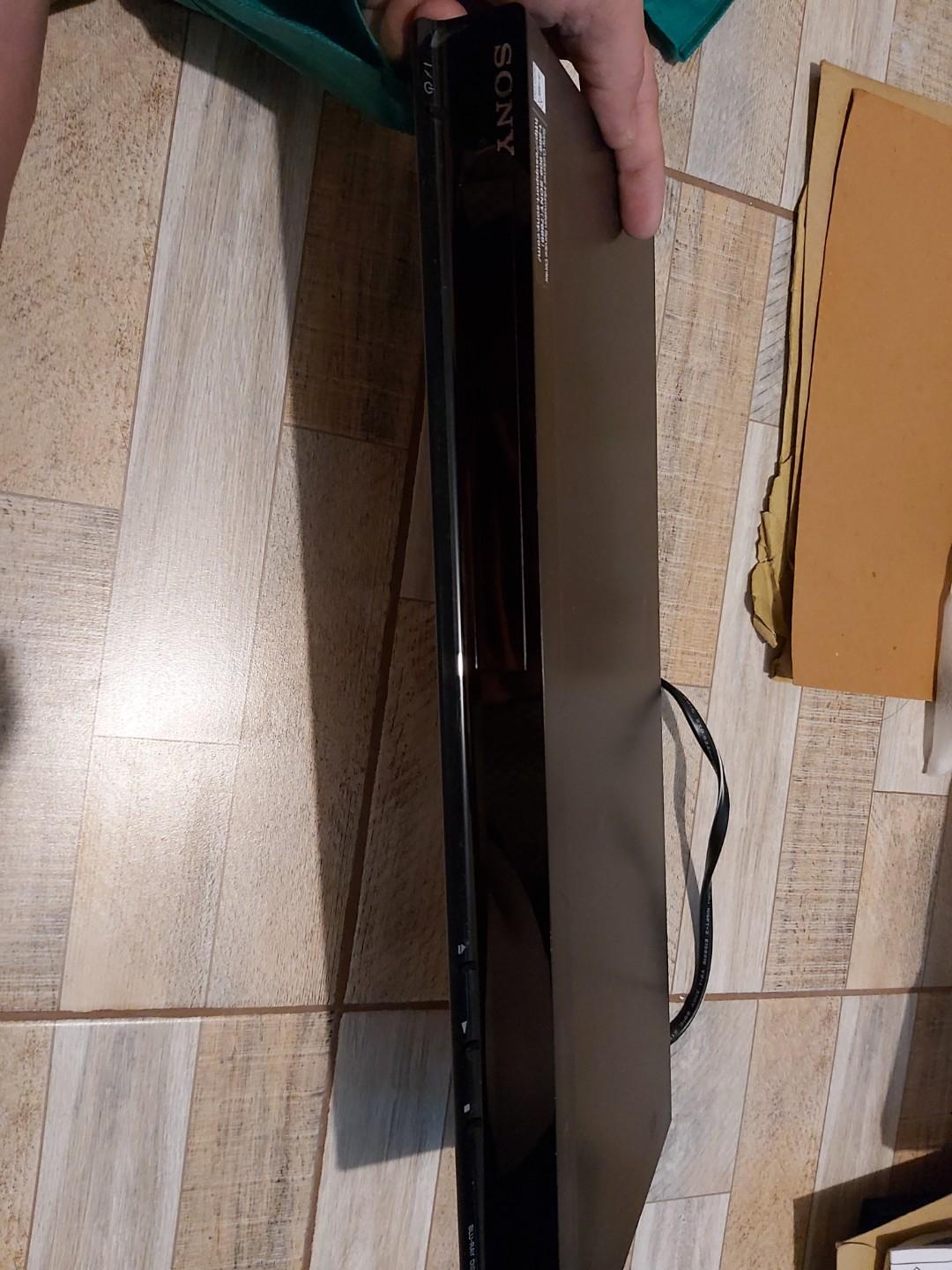 Sony DVD Player w/ Classic Collective DVDs FREe, Hobbies & Toys, Music ...