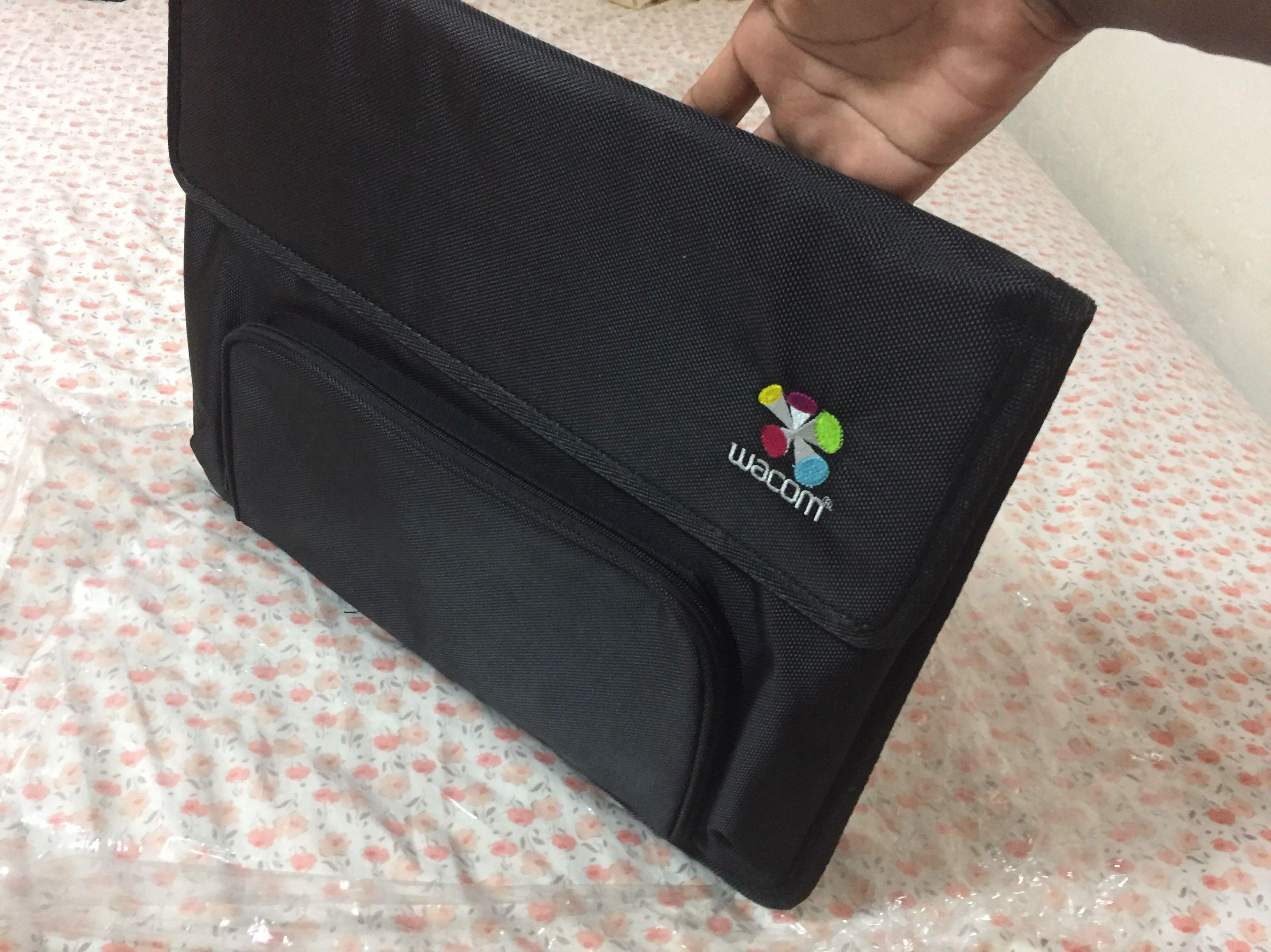 Wacom Cintiq 13” carrying case, Mobile Phones & Gadgets, Mobile ...
