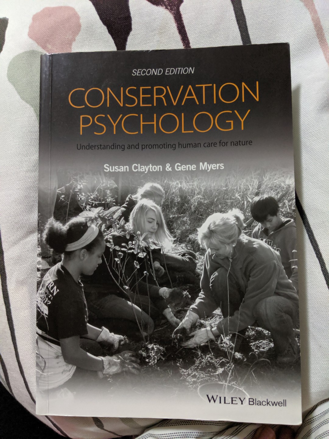Conservation Psychology Textbook (HP3203), Hobbies & Toys, Books ...