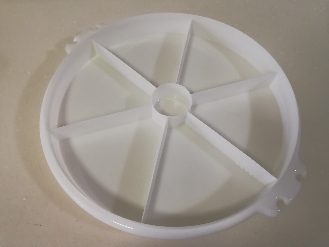 Tupperware snack platter, Furniture & Home Living, Kitchenware ...