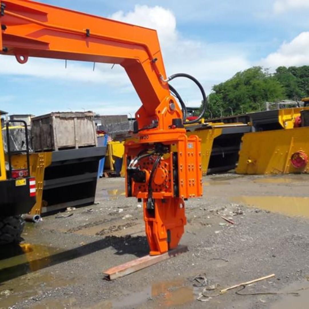 Vibro hammer (File Sheet Hammer ) 20 to 30tons capacity with Arm ...