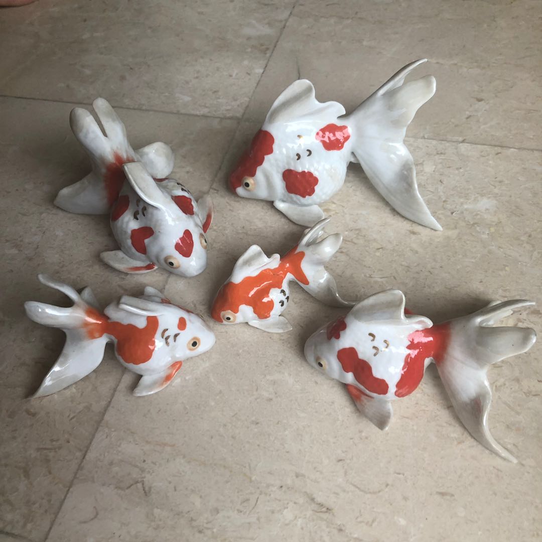 Vintage goldfish porcelain display, Hobbies & Toys, Memorabilia ...