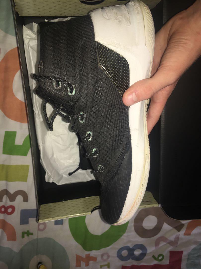 CURRY 3C, Men's Fashion, Footwear, Dress Shoes on Carousell