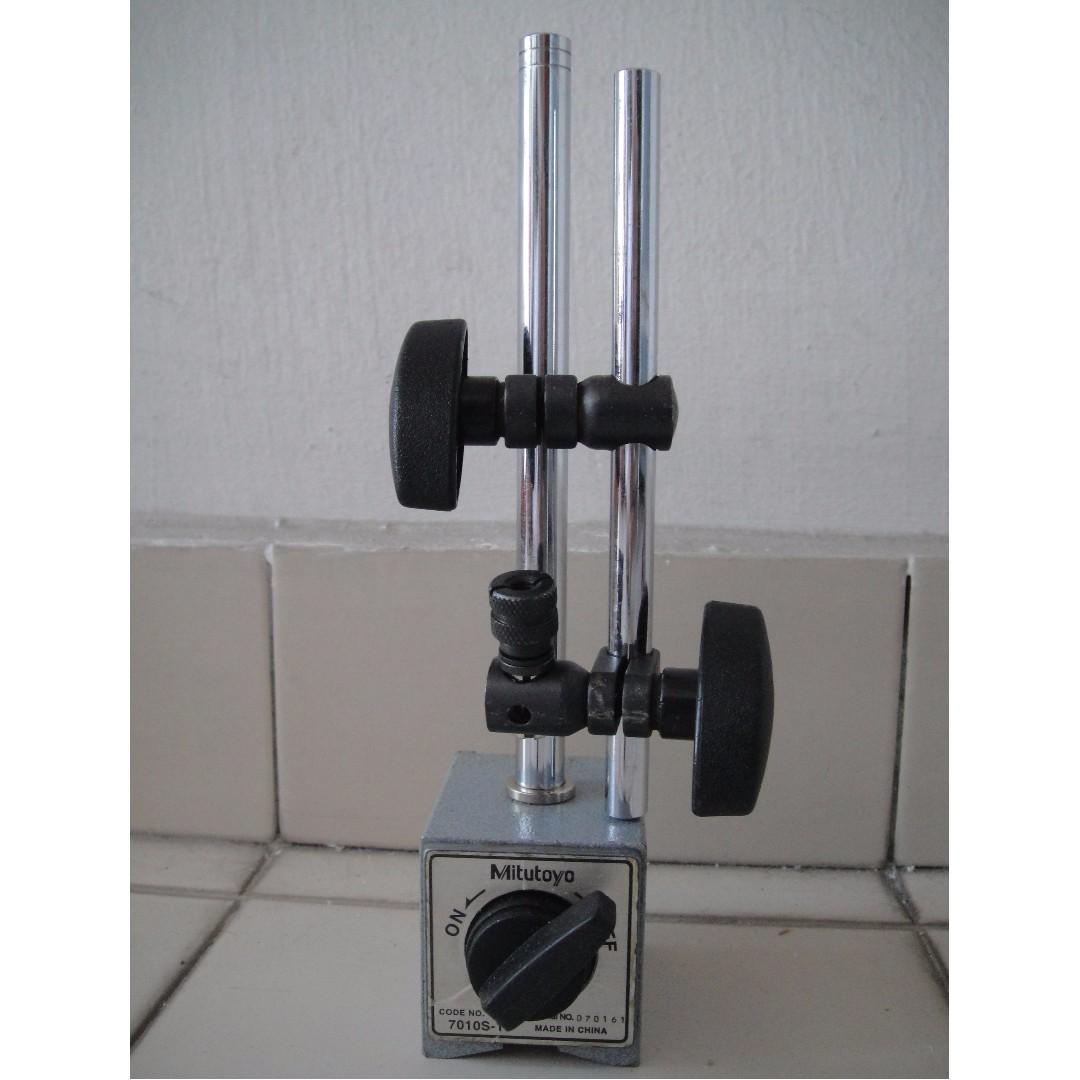 Mitutoyo 7010s 10 Magnetic Stand Everything Else On Carousell
