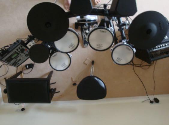 Roland TD8 Full Electronic Drum Kit, Hobbies & Toys, Music & Media ...