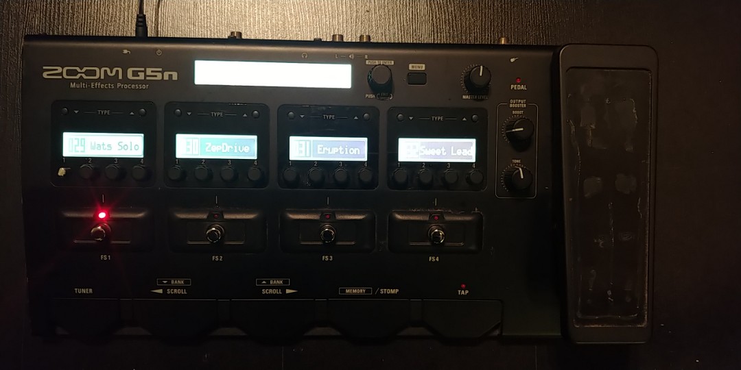 Zoom G5n multi effects processor, Hobbies & Toys, Music & Media ...