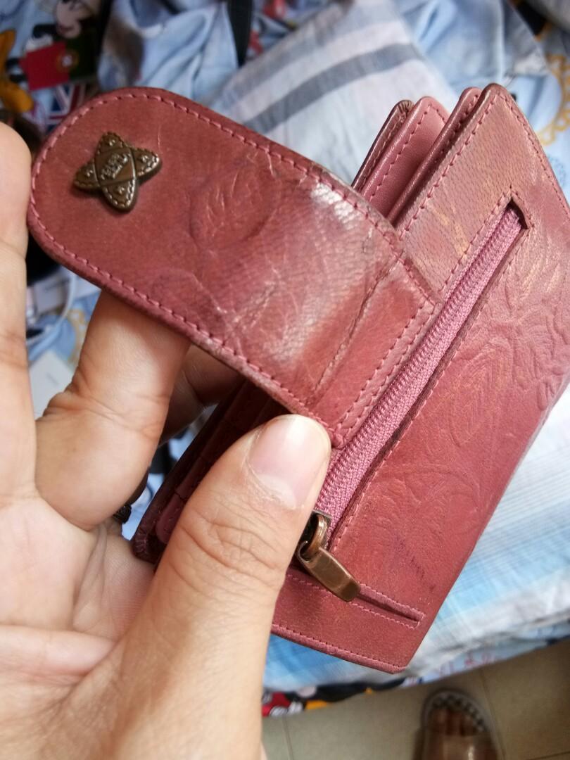 Authentic Vincis Bench Wallet, Women's Fashion, Bags & Wallets, Wallets ...
