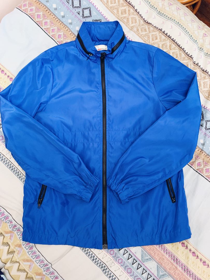 Bench Windbreaker Jacket, Men's Fashion, Coats, Jackets and Outerwear ...