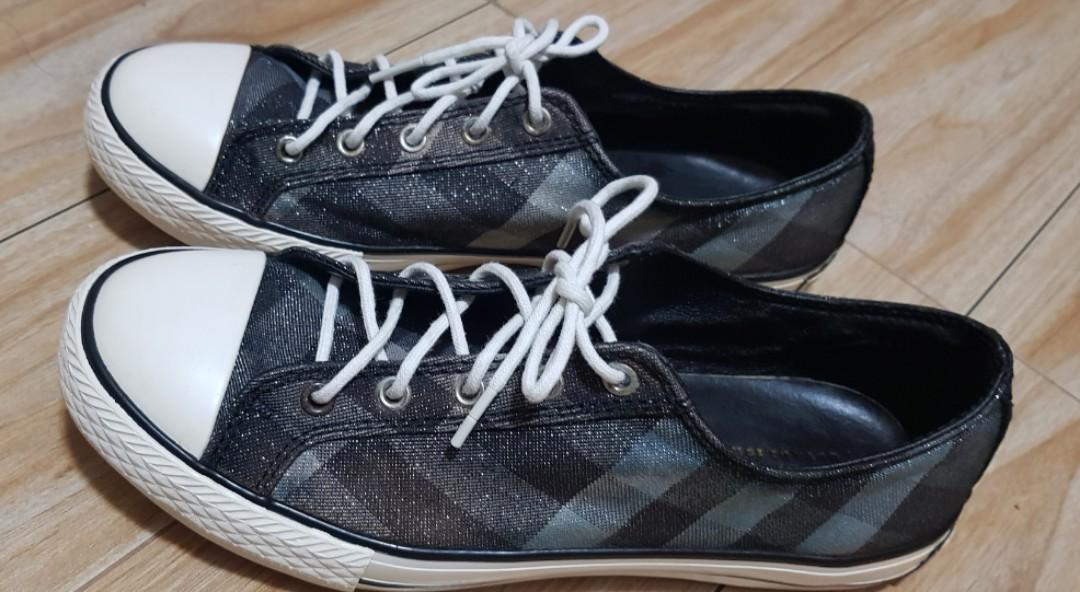 Burberry Sneakers (converse type), Women's Fashion, Footwear, Sneakers ...