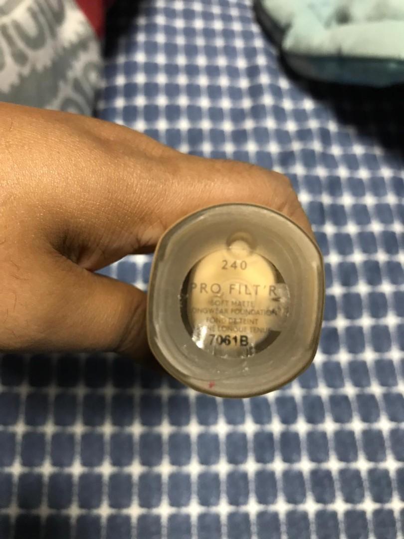 Fenty beauty soft filt'r foundation in 240, Beauty & Personal Care ...