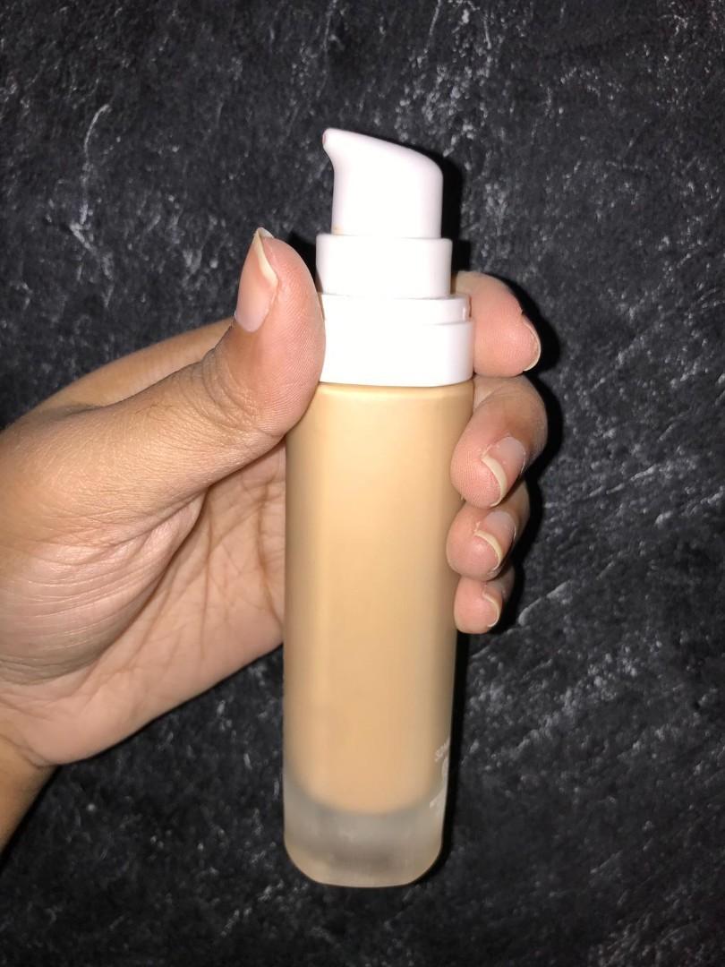Fenty beauty soft filt'r foundation in 240, Beauty & Personal Care ...