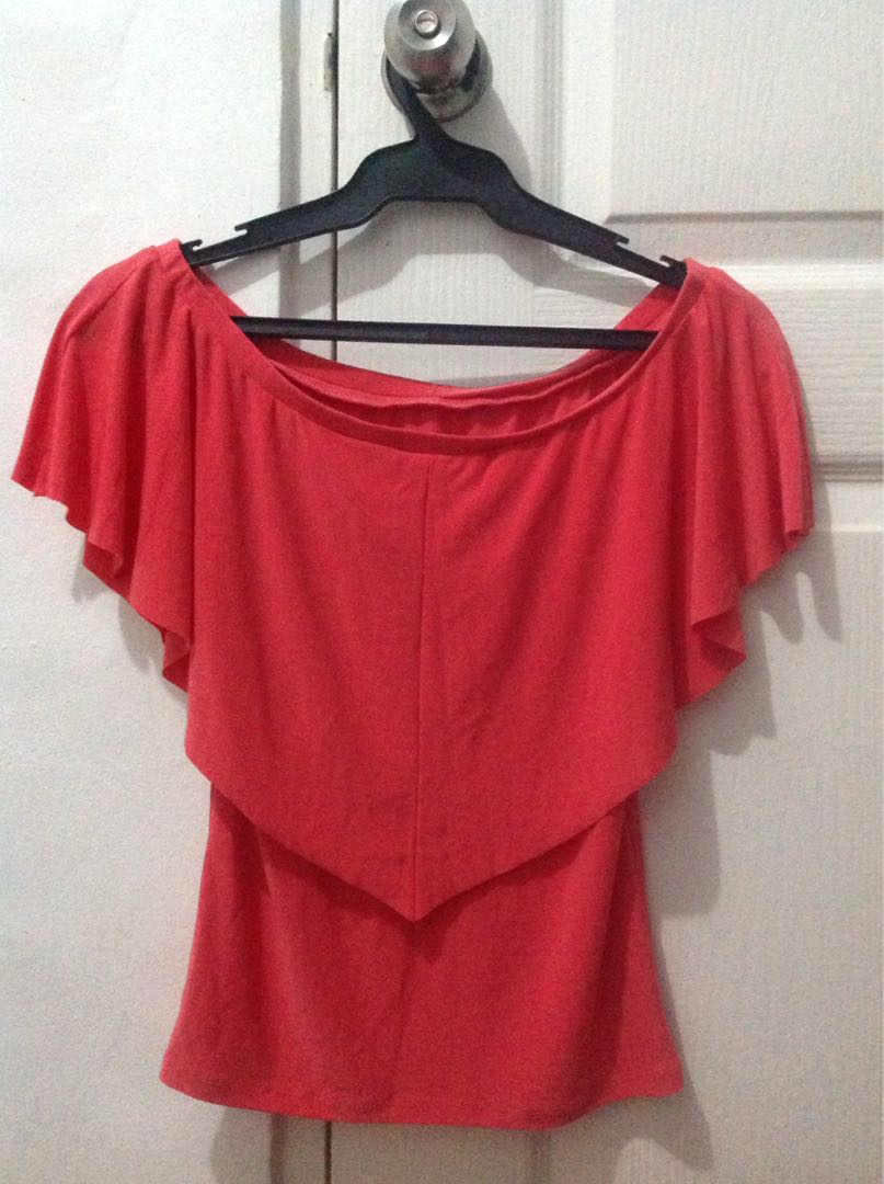 Genevieve Gozum Top, Women's Fashion, Tops, Others Tops on Carousell