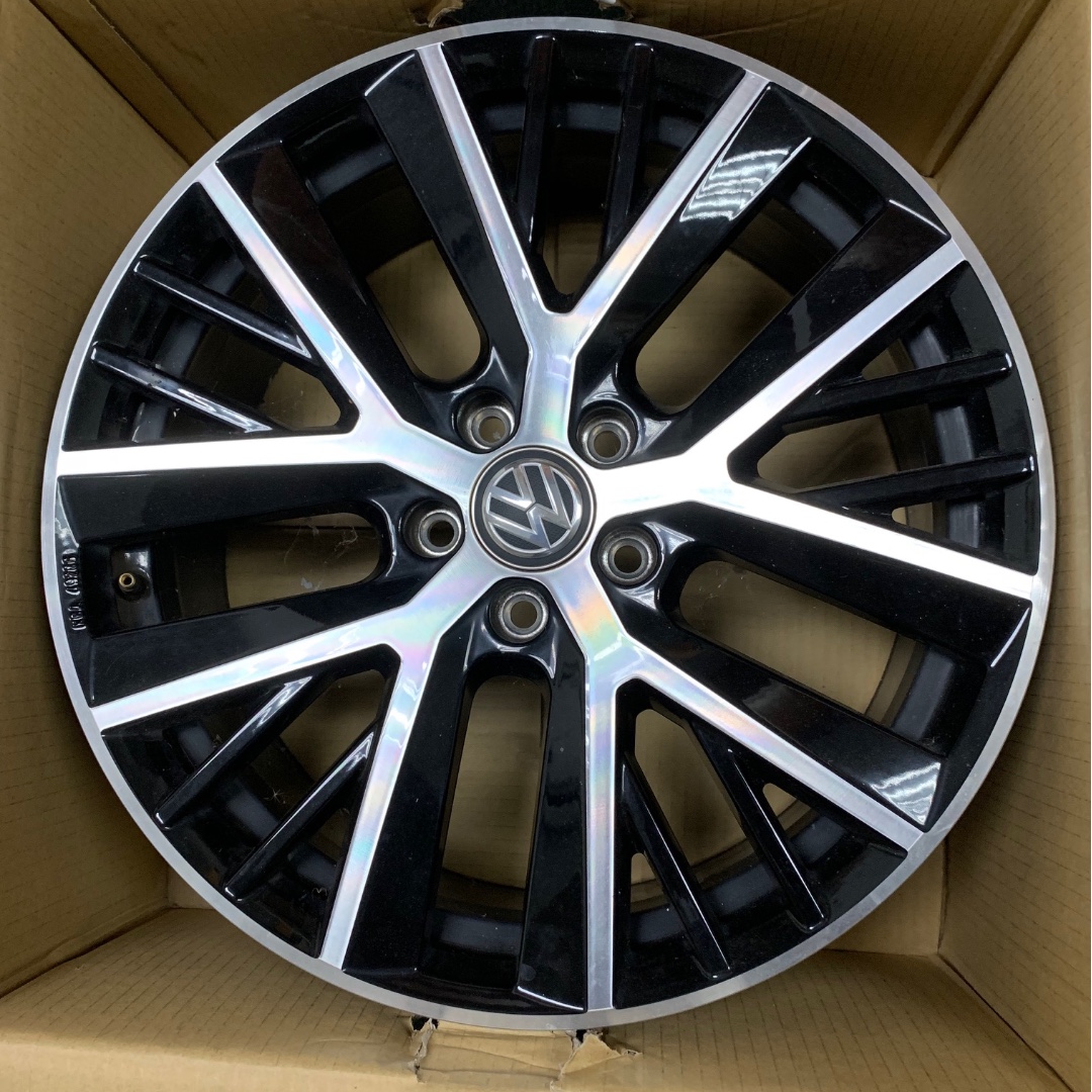 GOLF OEM RLINE 19" RIMS, Car Accessories, Tyres & Rims on Carousell