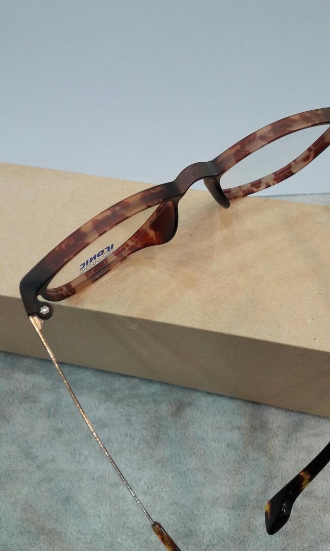 Iconic Tortoise Shell Womens Fashion Watches And Accessories