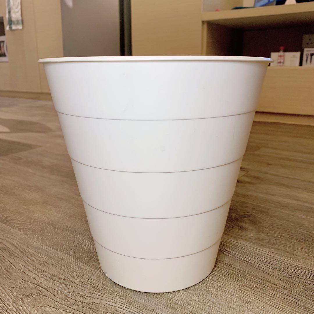 Ikea Fniss White Plastic Rubbish Trash Paper Waste Bin, 傢俬＆家居, 家居清潔及護理 ...