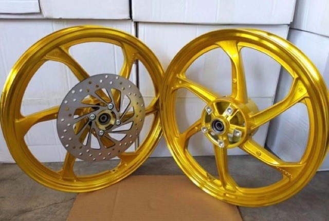 Sniper enkei sport rim, Motorcycles, Motorcycle Accessories on Carousell