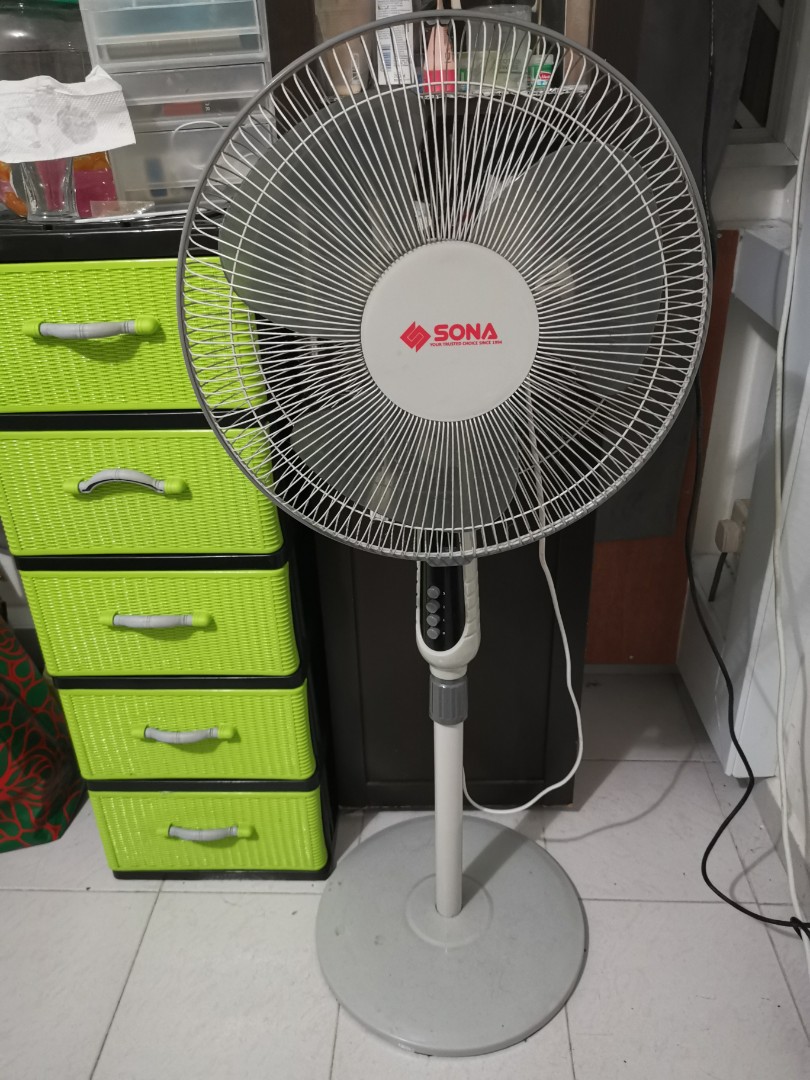Sona Stand Fan ***FAST DEAL***, Furniture & Home Living, Lighting ...