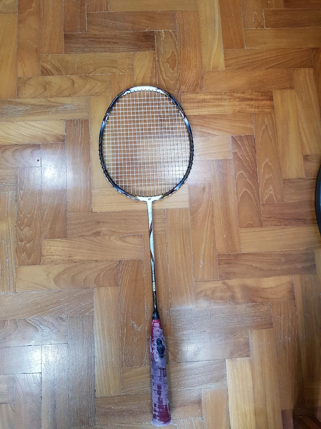 Yonex Voltric 80 3U Badminton Racket, Sports Equipment, Sports & Games ...