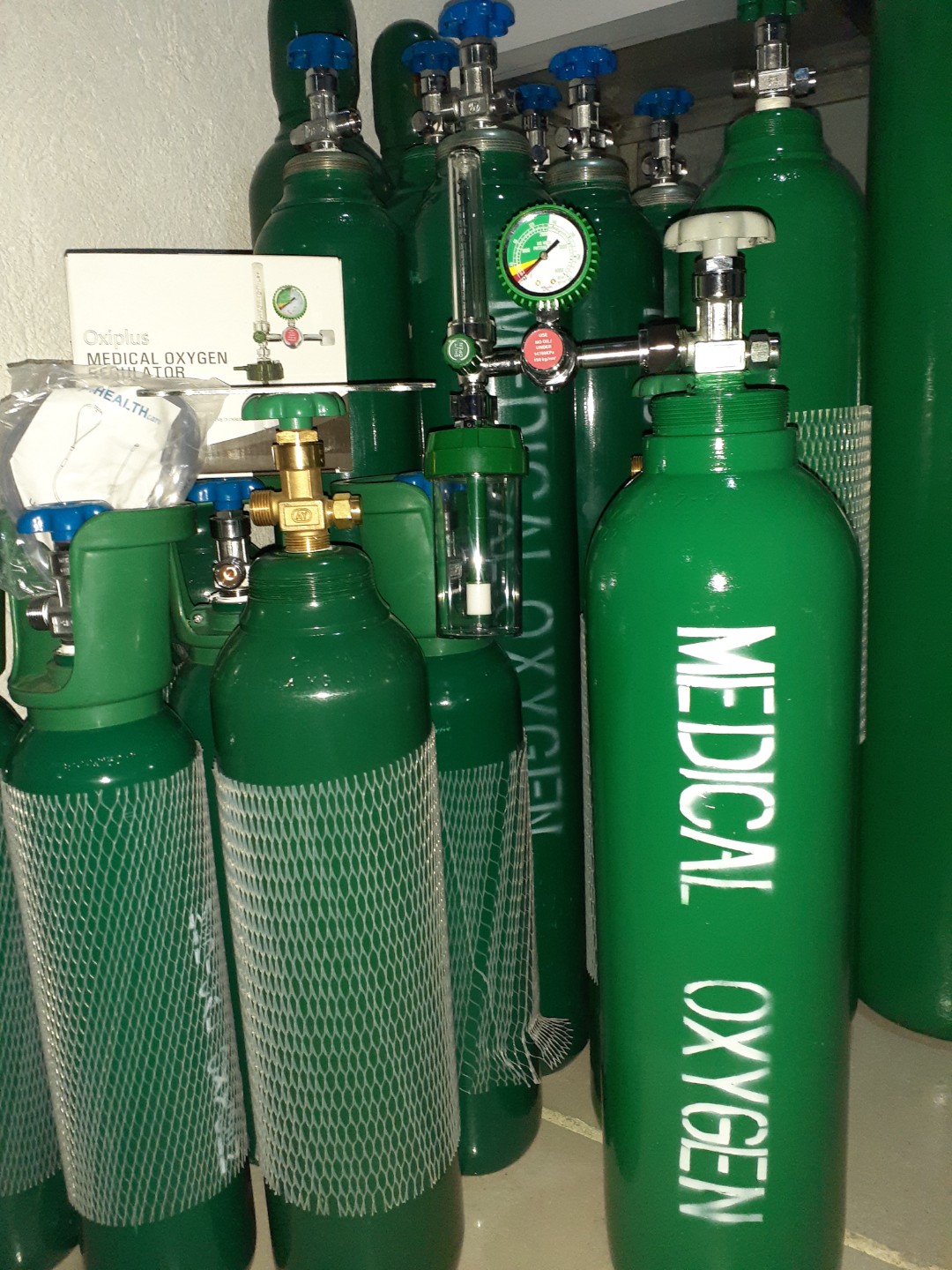 15lbs complete set medical oxygen tank, Beauty & Personal Care, Face ...