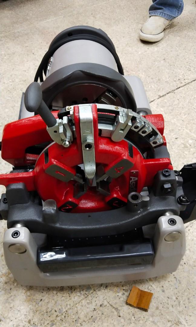 Asada threading machine BEAVER 50, Commercial & Industrial, Industrial ...