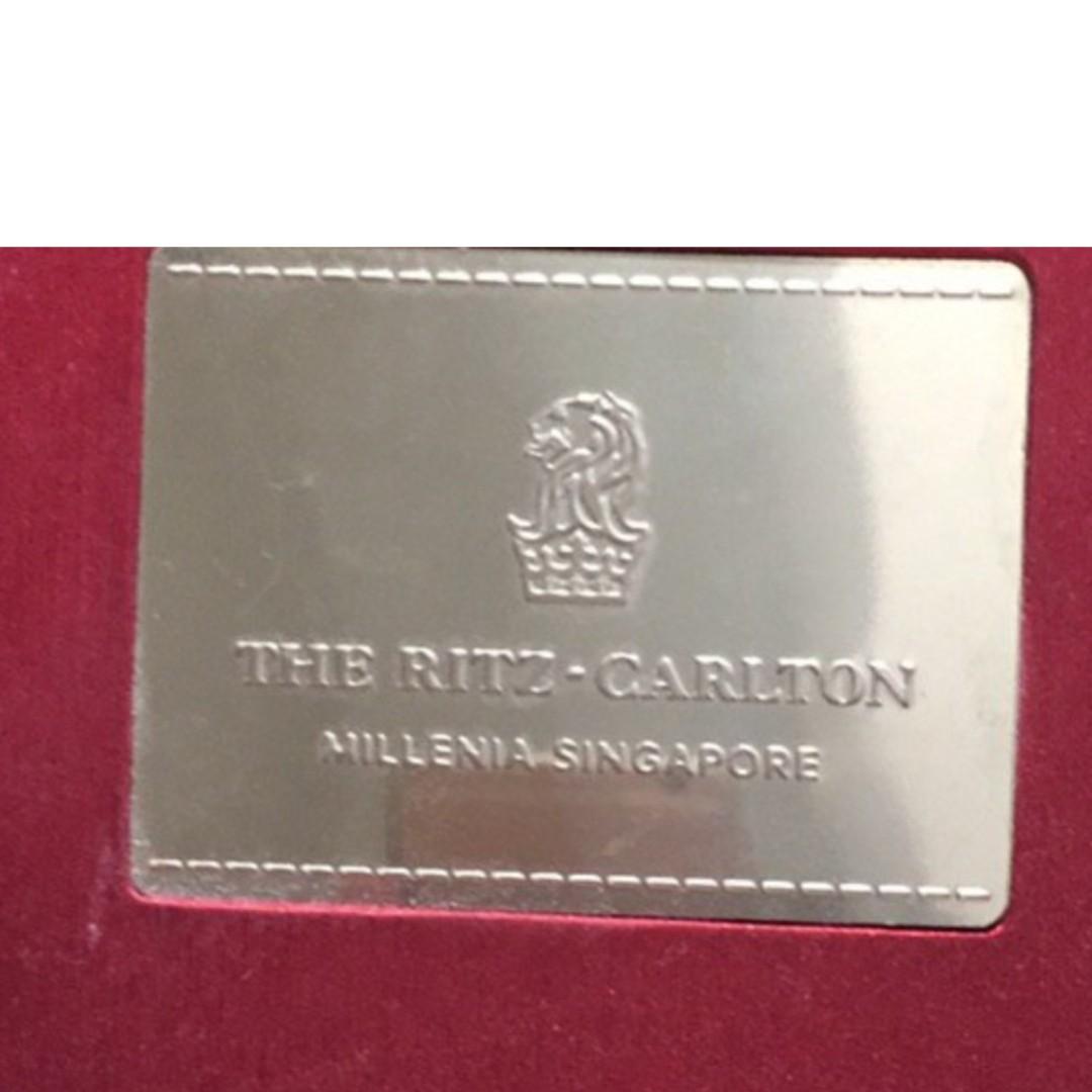 Brand New Ritz Carlton Mooncake Box (can be used as desk organiser ...