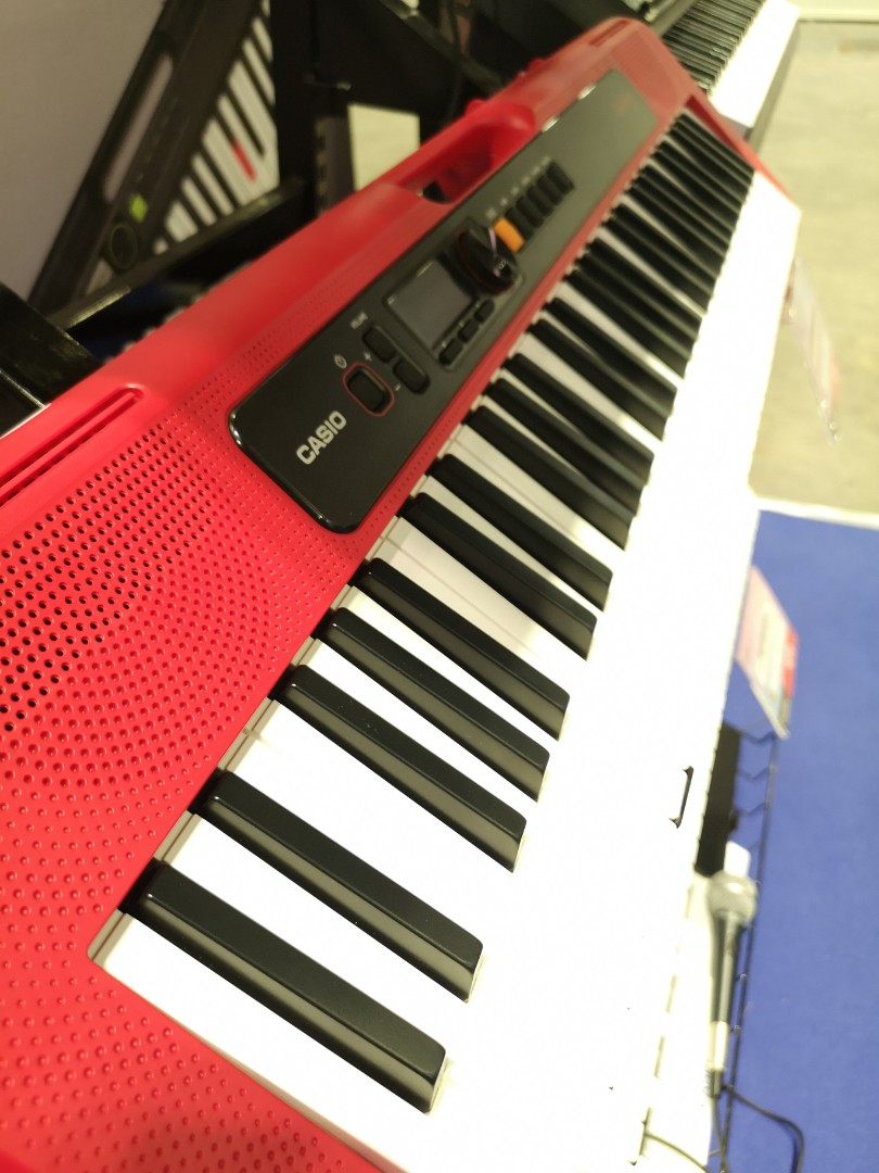 Casio tone CT-S200, Hobbies & Toys, Music & Media, Musical Instruments ...