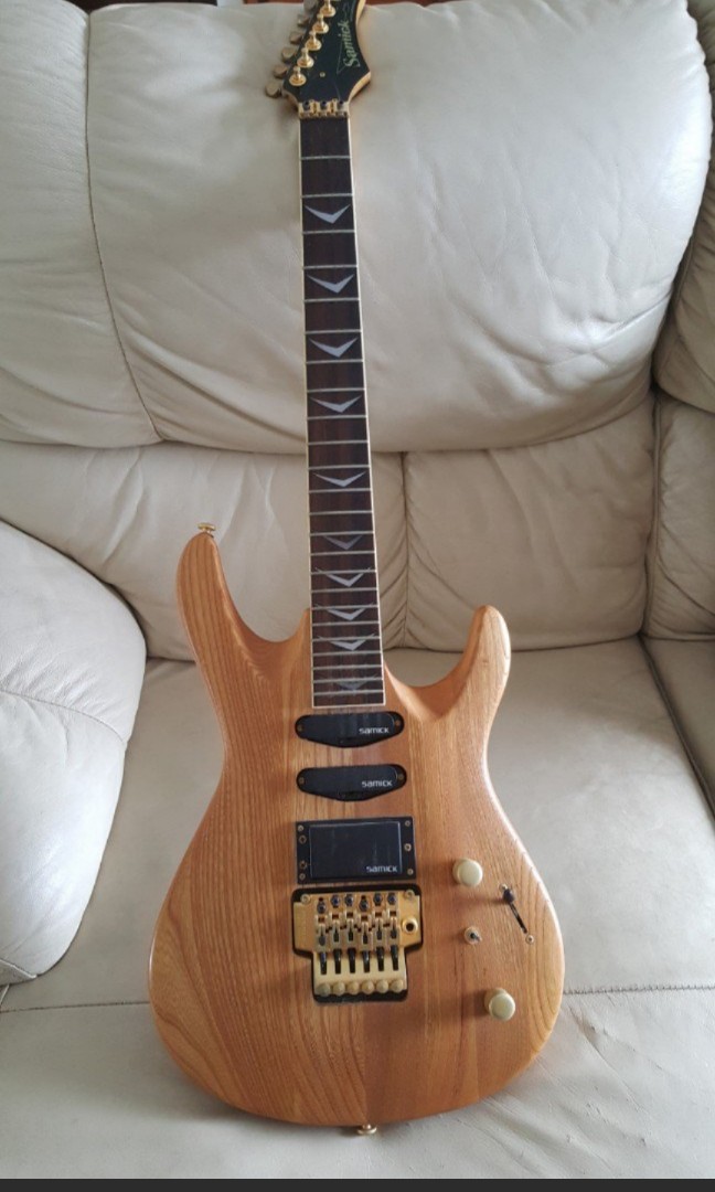 Samick Electric Guitar, Hobbies & Toys, Music & Media, Musical ...