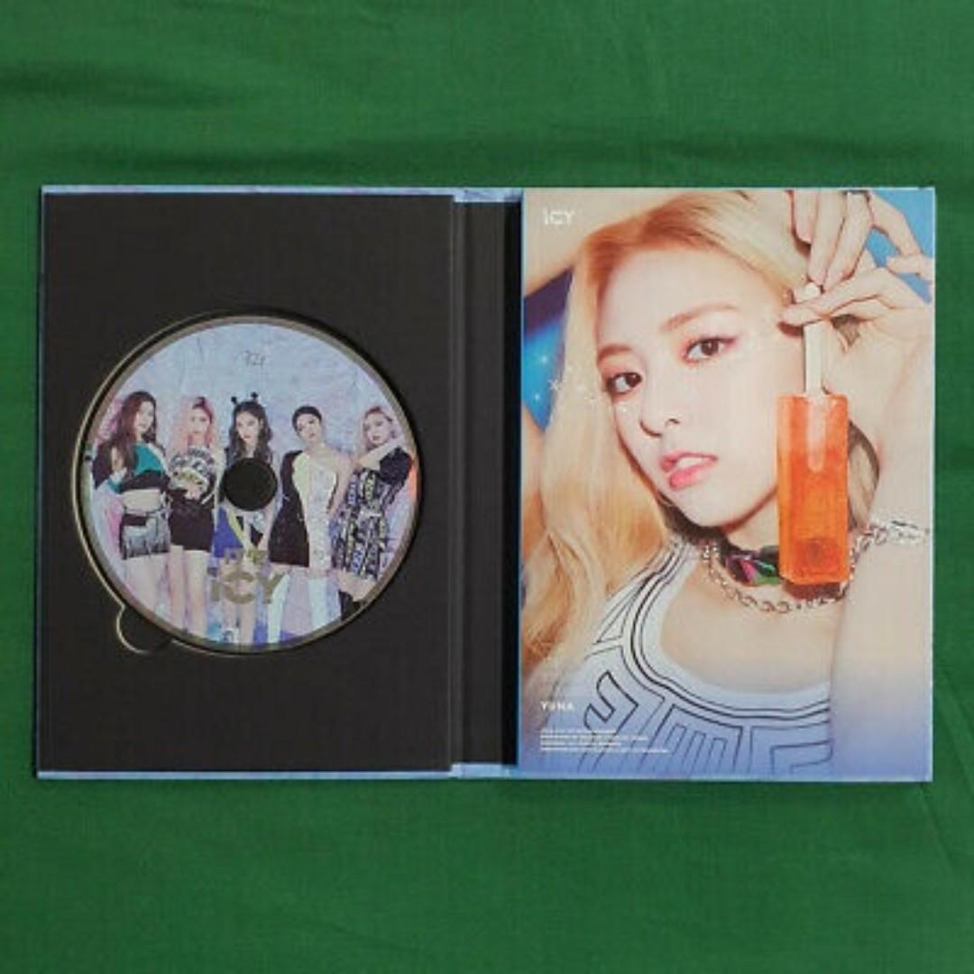 YUNA SLEEVE / YUNA COVER ITZY ITZ ICY OFFICIAL ALBUM ONHAND, Hobbies ...