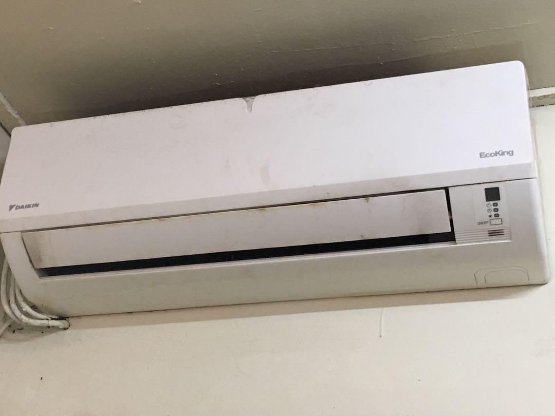 Aircond 1hp Daikin EcoKing, Services, Home Services, Aircon Services on ...
