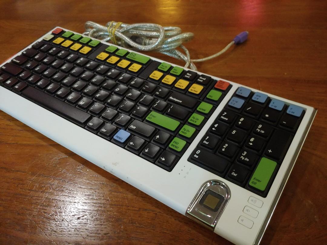 Bloomberg FRE100 USB PS2 keyboard, Computers & Tech, Parts ...