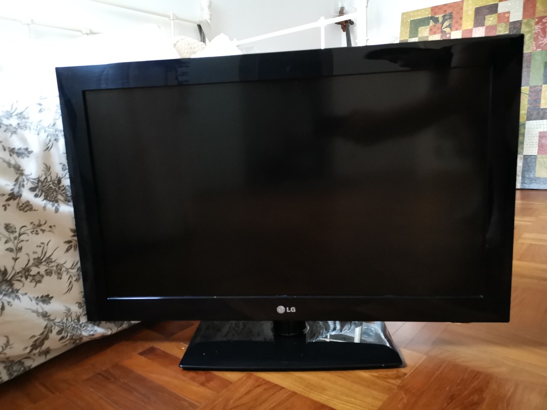 LG 32" Led TV (Model 32LD450), TV & Home Appliances, TV & Entertainment ...