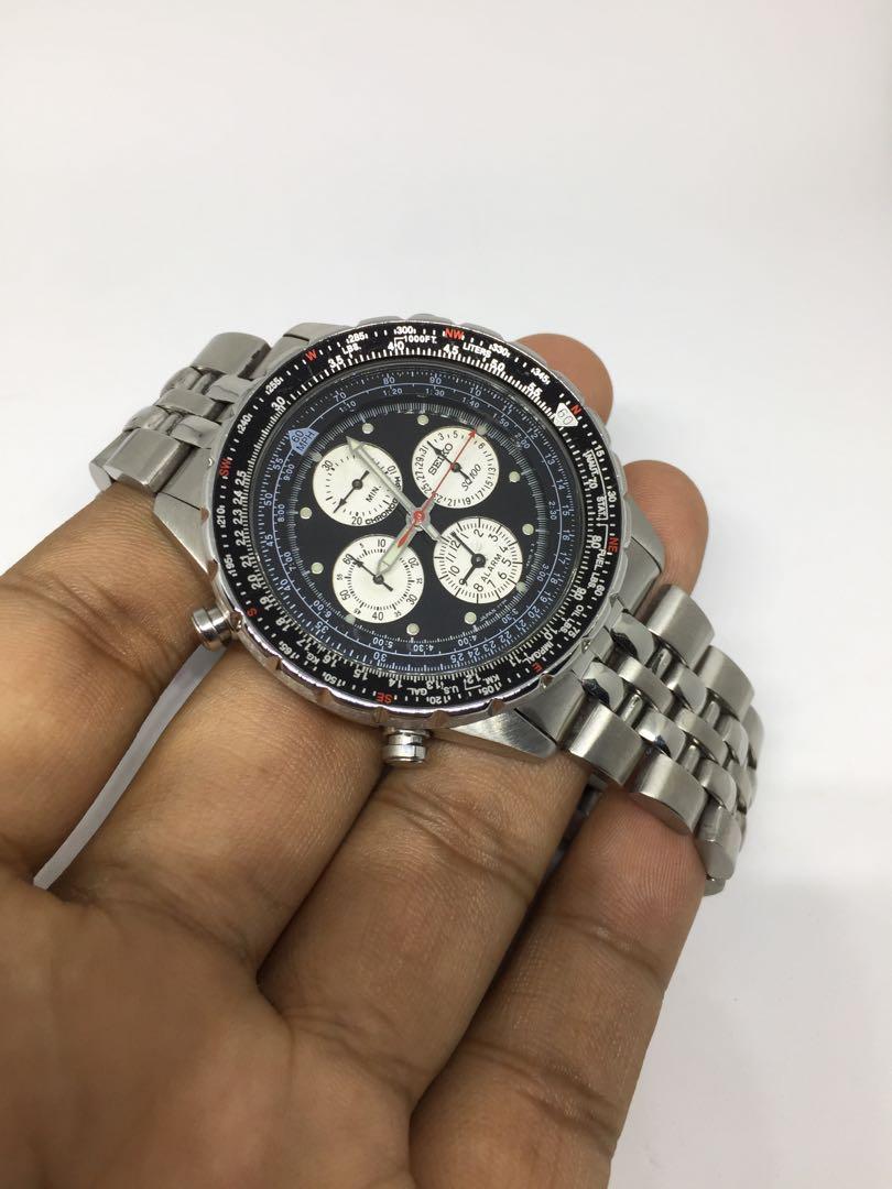 Rare seiko flightmaster pilot quartz reverse panda, Men's Fashion ...