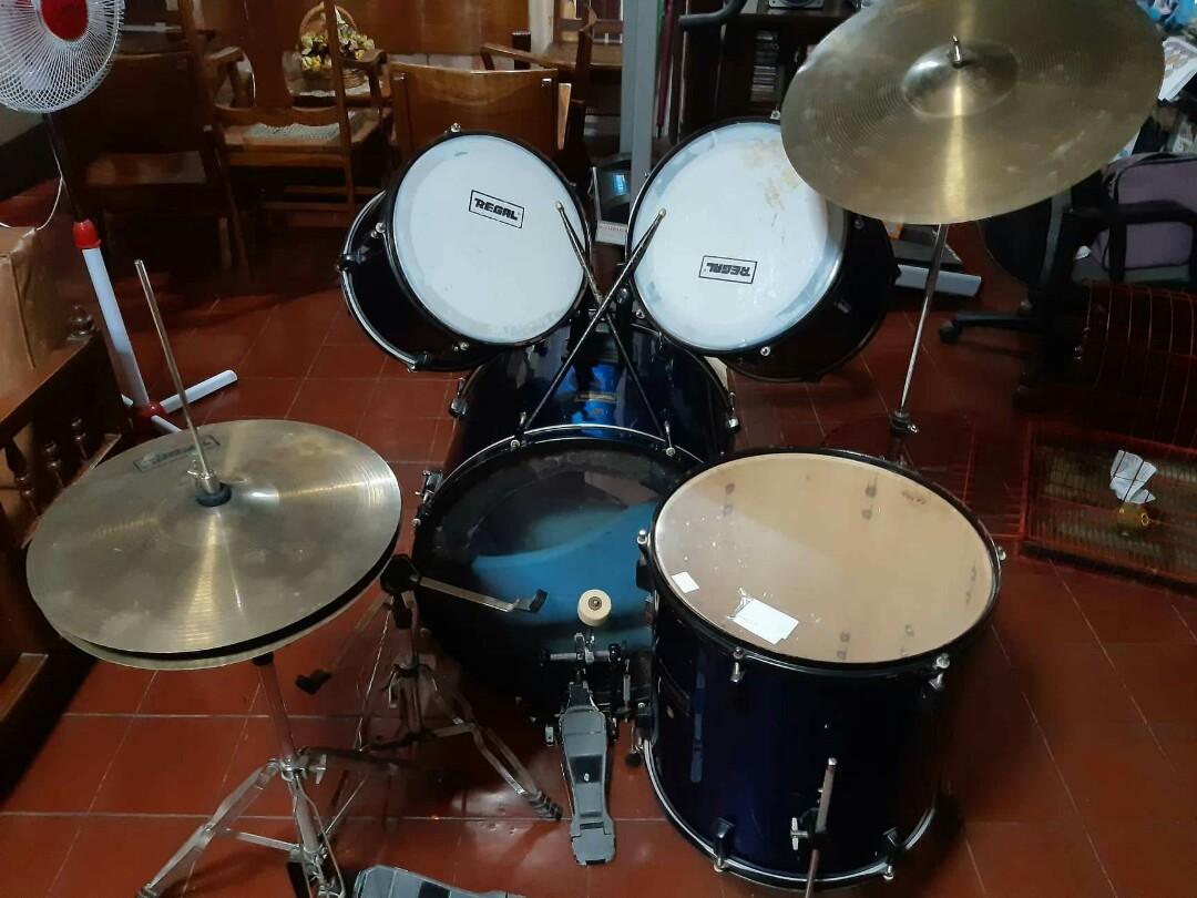 Regal Drumset, Hobbies & Toys, Music & Media, Musical Instruments on ...