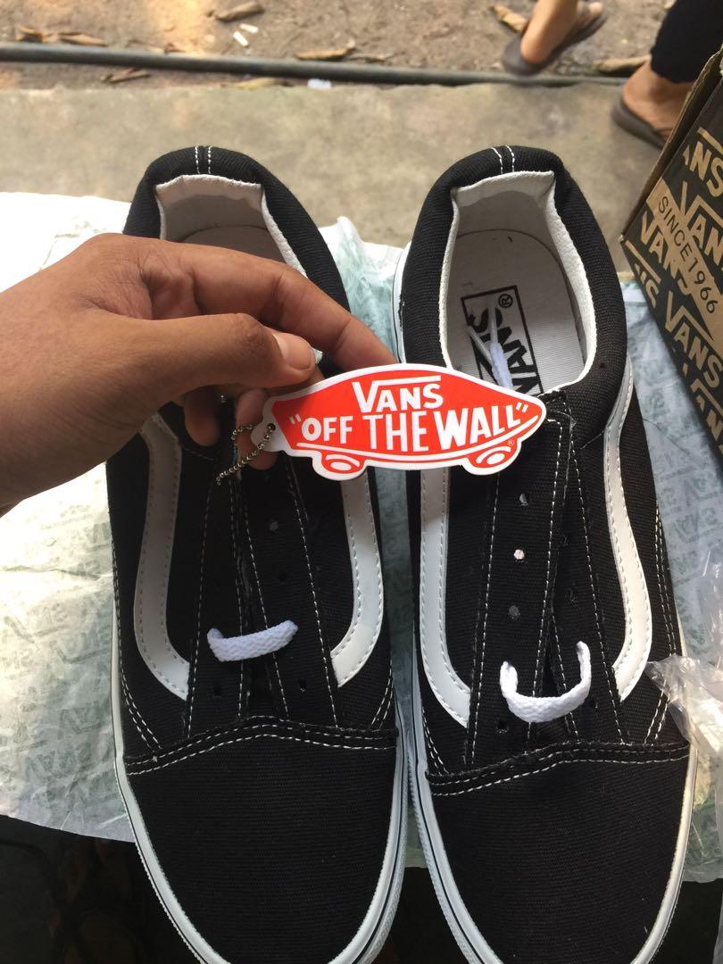 vans old skool classic original(hitam/tapak putih), Men's Fashion ...