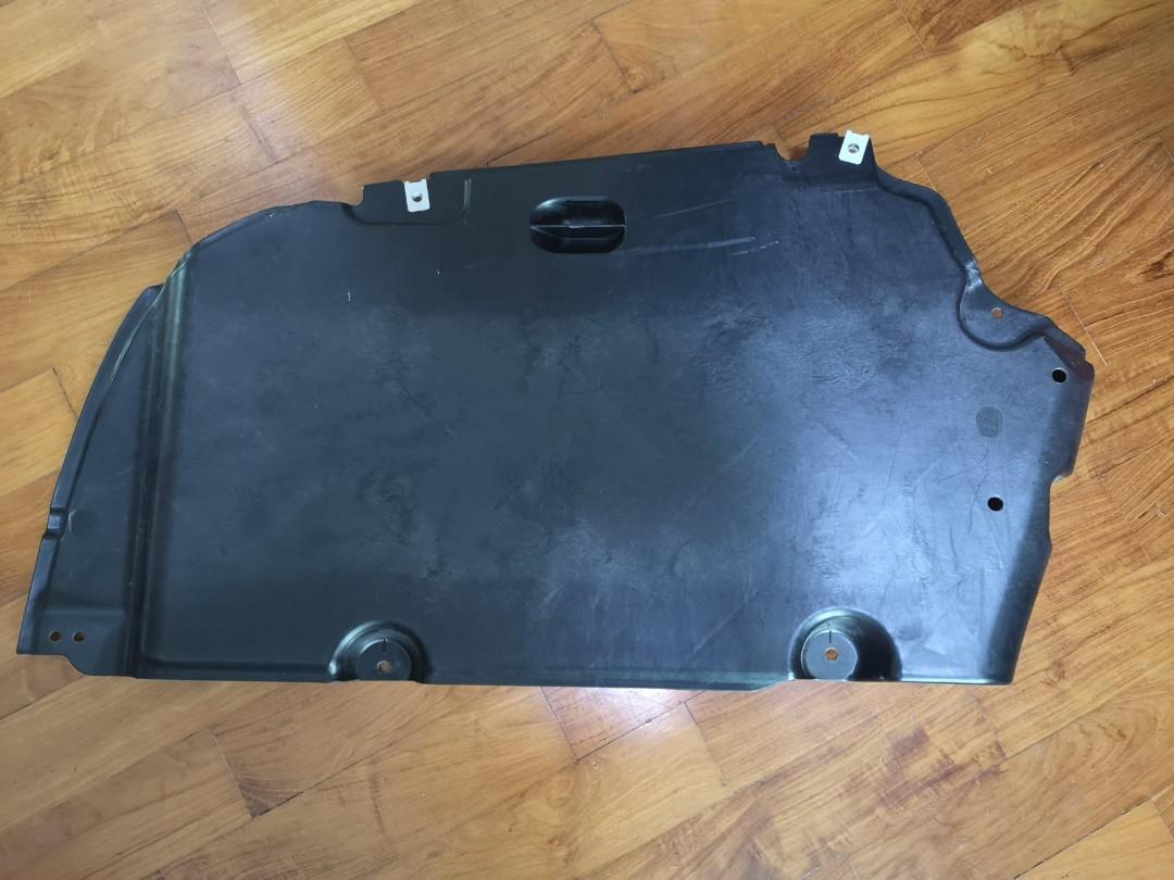 W205 C Class 2018 undercarriage cover Mercedes-Benz, Car Accessories ...