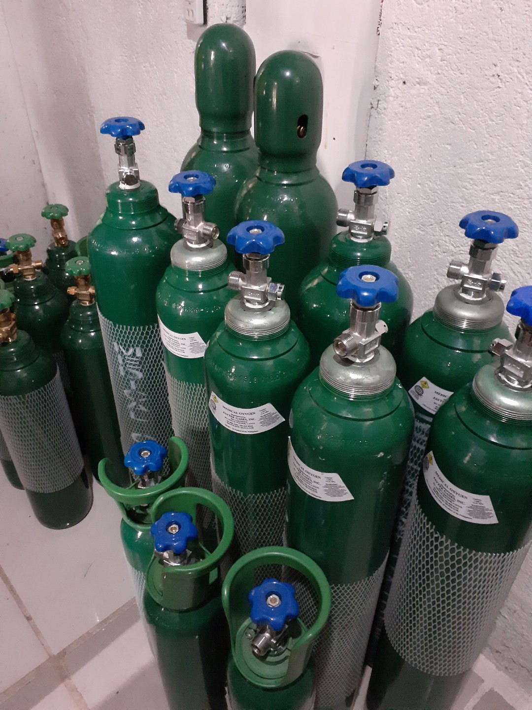 20lbs medical oxygen tank, Beauty & Personal Care, Face, Face Care on ...