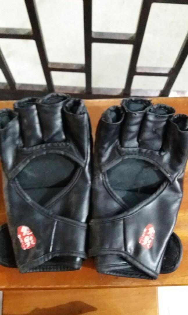 Boxing padding and Boing gloves, Sports Equipment, Sports & Games ...