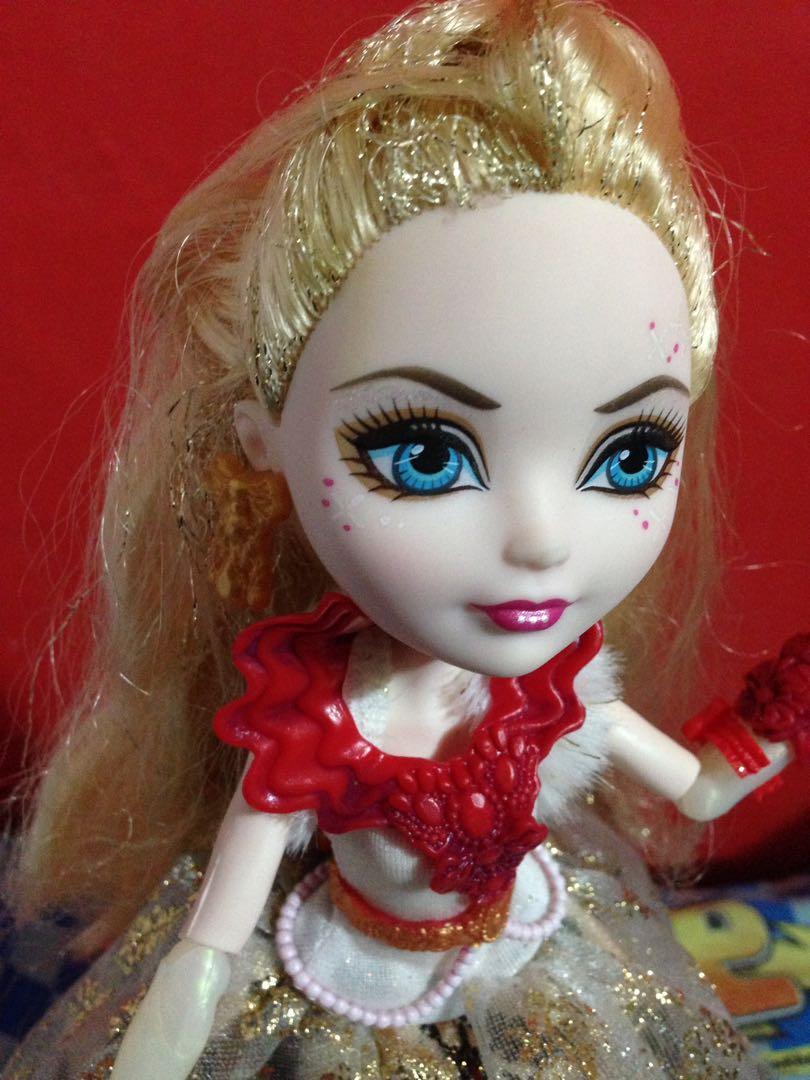 Ever After High Thronecoming Apple White Doll, Hobbies & Toys, Toys ...