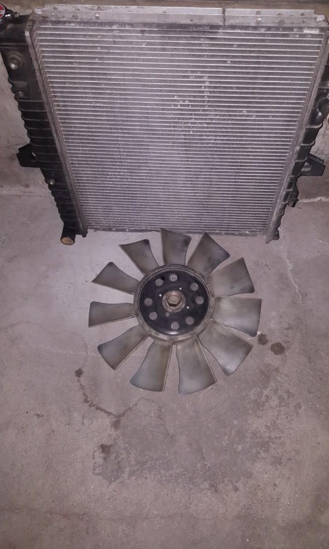 Ford Explorer Sport Trac Radiator and Fan, Car Parts & Accessories ...